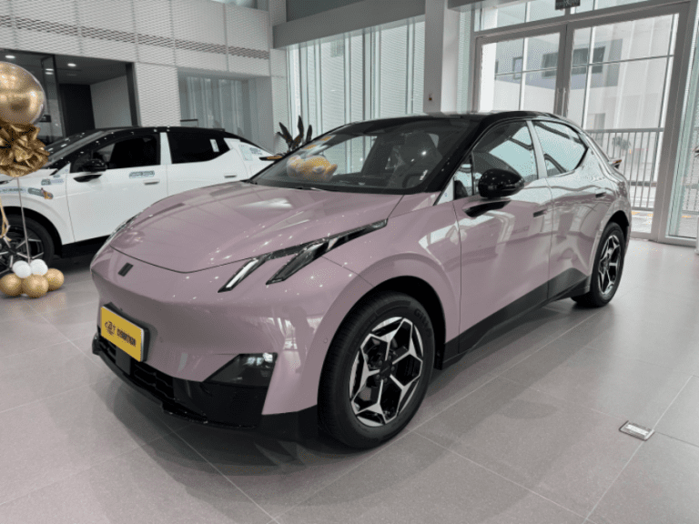 LYNK & CO Z20 Review: Specs, Features, Range and Price
